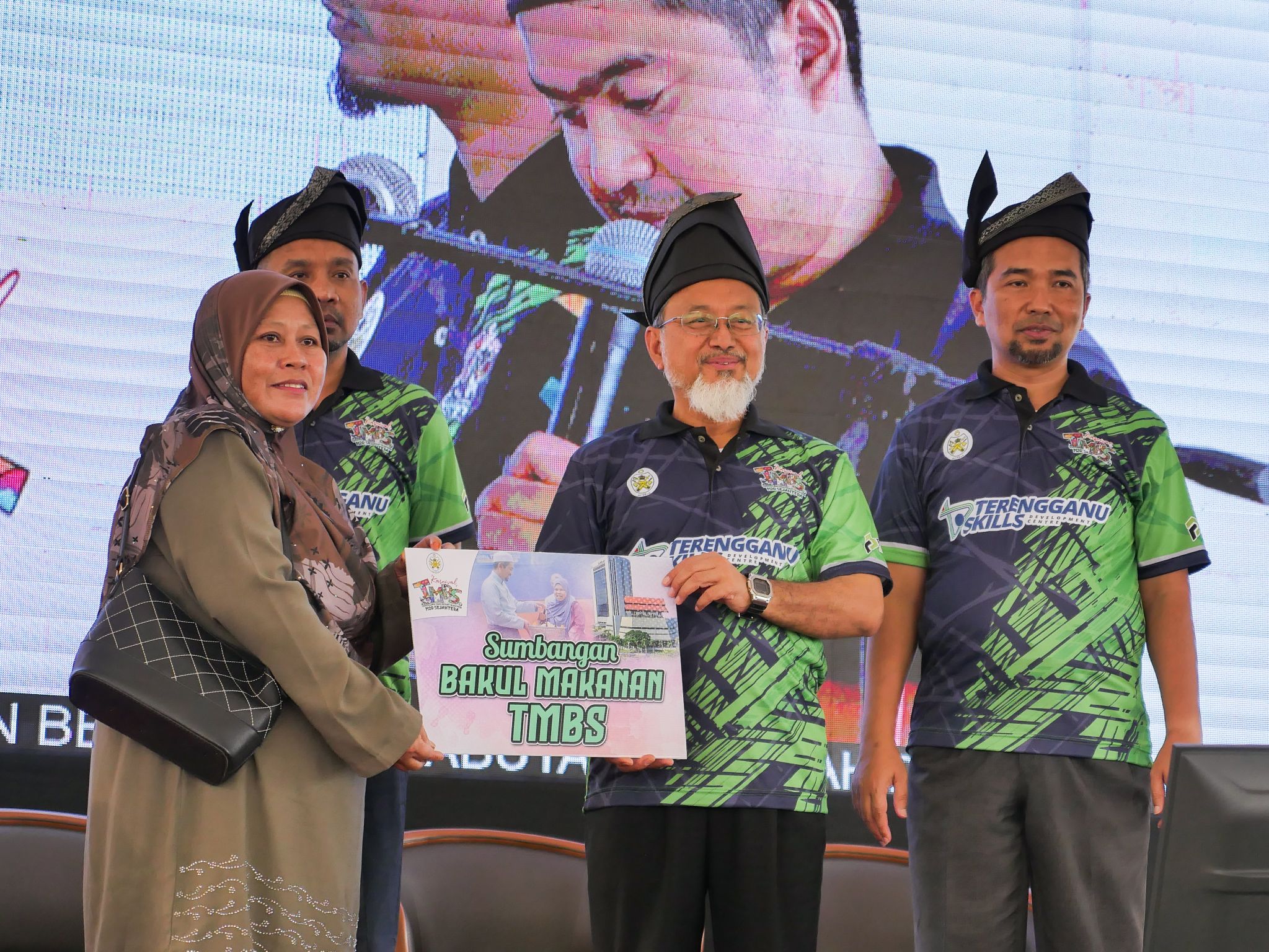 TDM Group Stands for Single Mothers at Karnival TMBS of Merchang – TDM Berhad